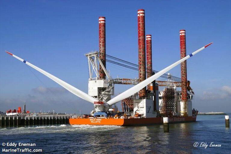 Bold Tern 1,600t吊 | Crane Vessels