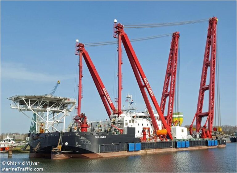 Gulliver 4,000t吊 | Crane Vessels