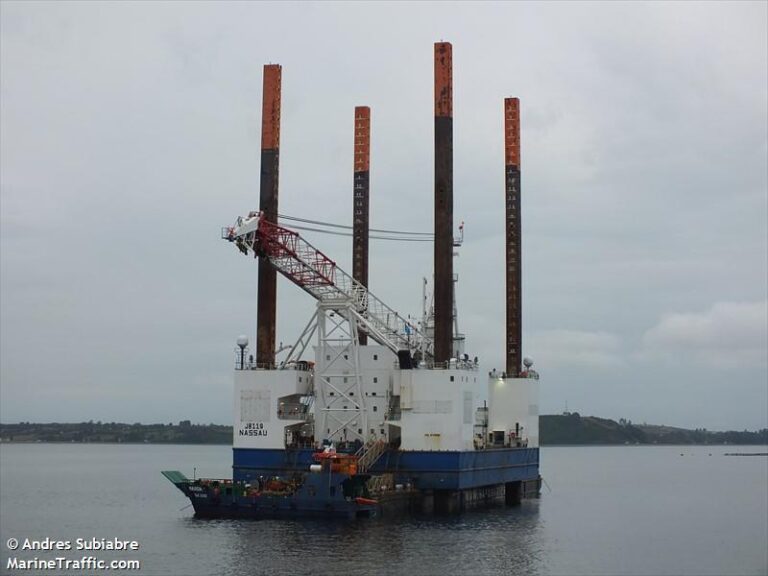 JB 119 300t吊 | Crane Vessels