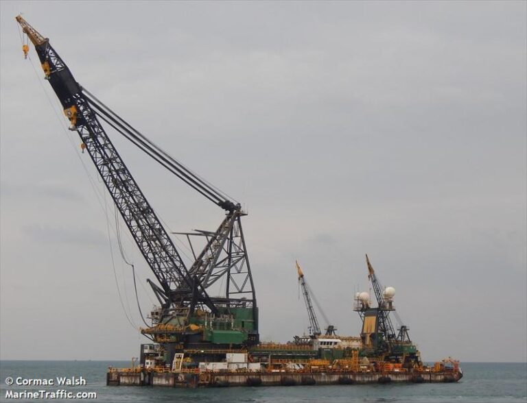 Derrick Barge 27 2,177t吊 | Crane Vessels