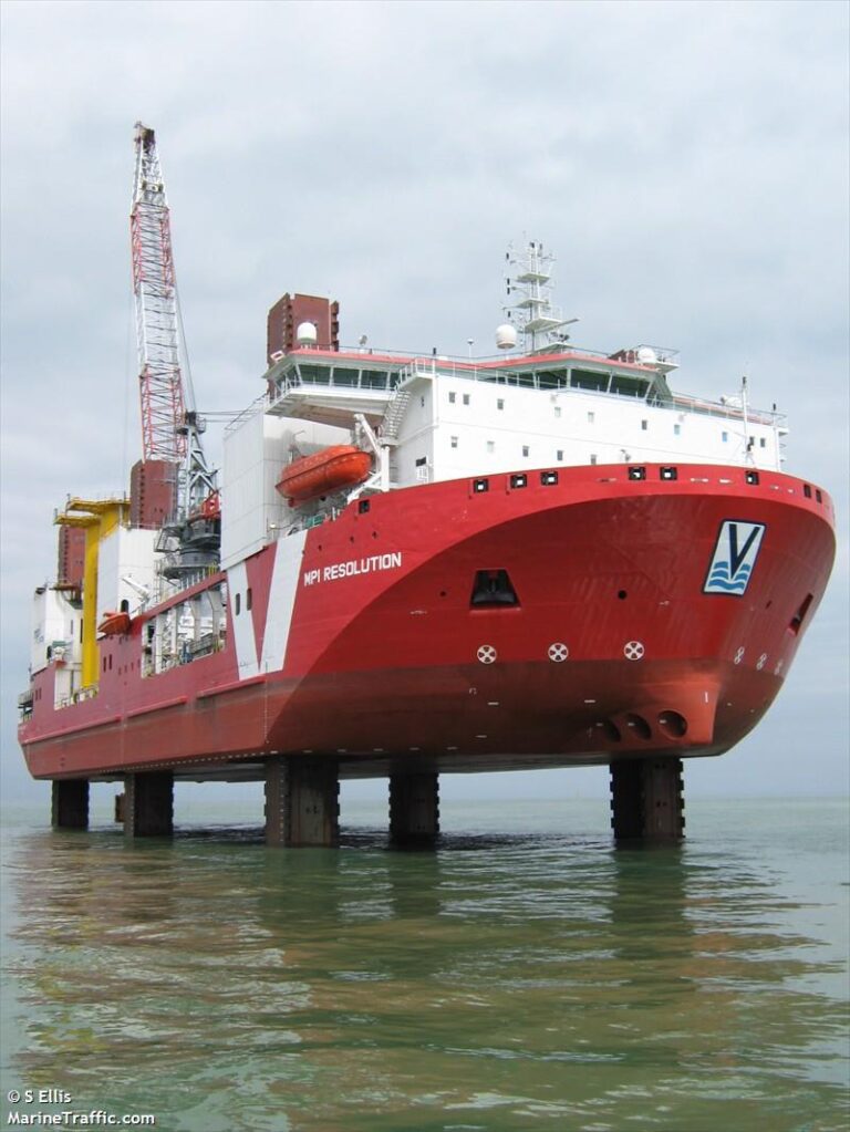 MPI RESOLUTION 600t吊 | Crane Vessels