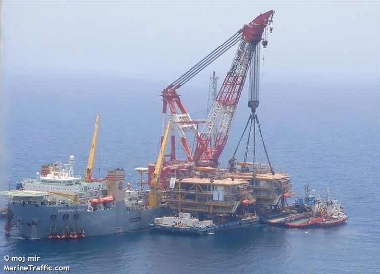 OCEANIC 5000 4,500t吊 | Crane Vessels