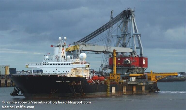 Stanislav Yudin 2,500t吊 | Crane Vessels